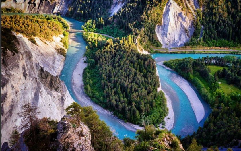 Európa Grand Canyonja: A Svájci Rajna Szurdok