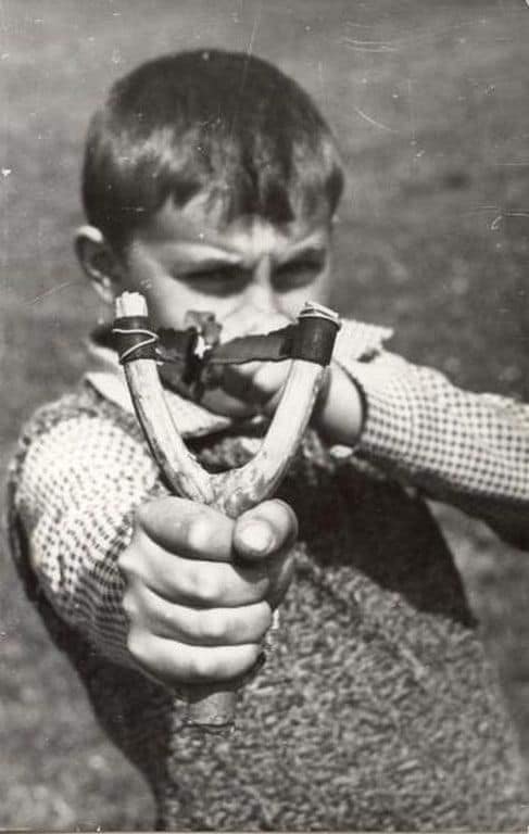 Régi gyerekkori játékok, avagy miket játszottunk 20-30-40 év gyerekként ...